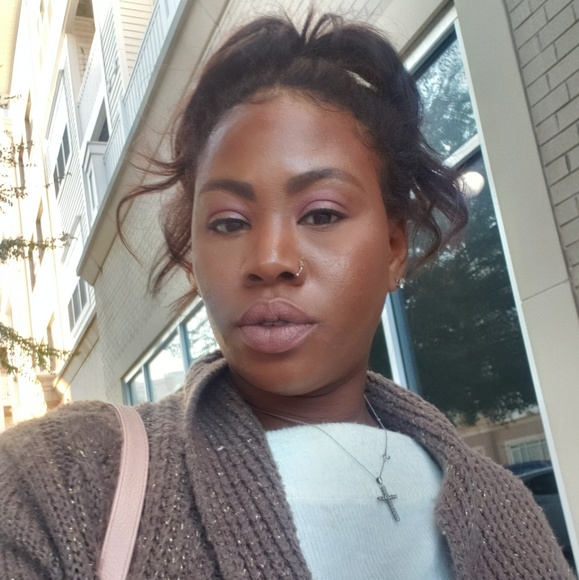 Sharelle's Closet (@sharellefleming) | Poshmark